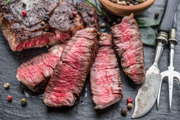How To Know If Steak Is Bad: 10 Signs Your Steak Is Spoiled - Smokey ...