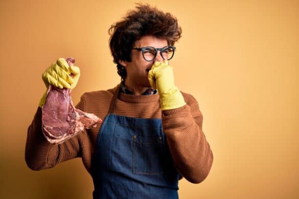 How To Know If Steak Is Bad: 10 Signs Your Steak Is Spoiled - Smokey ...